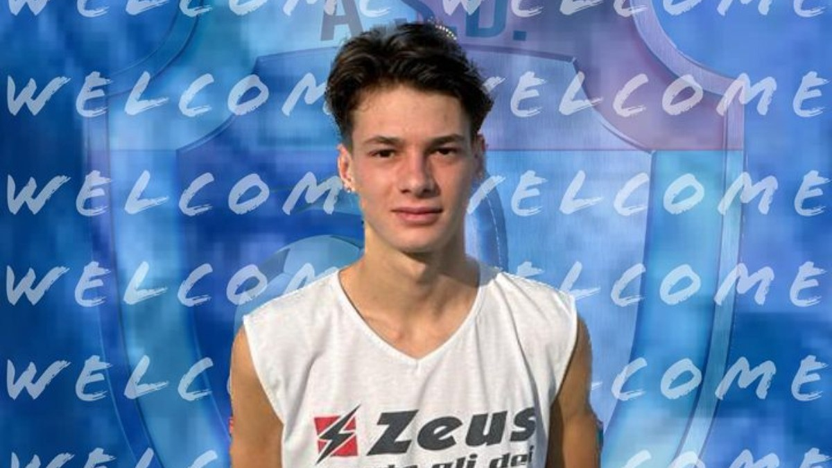 Mirto Crosia, presentato un nuovo terzino - Calabria - Tuttocampo.it