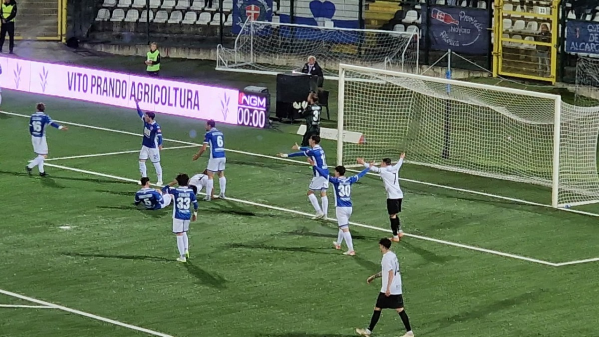 Serie C: GOL & HIGHLIGHTS di Pro Vercelli-Novara 3-3 - Piemonte