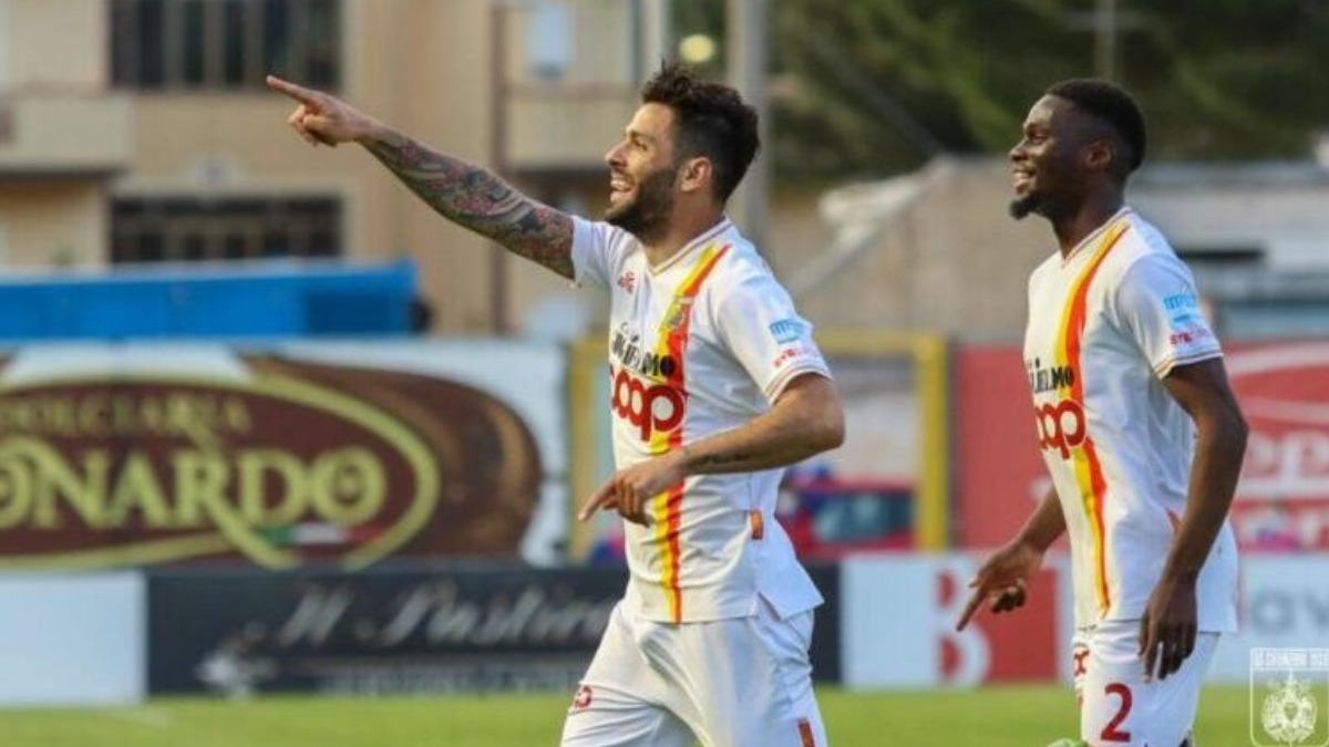 Catanzaro, Magalini: "Bombagi ha scelto il Mantova. Poteva andare alla ...