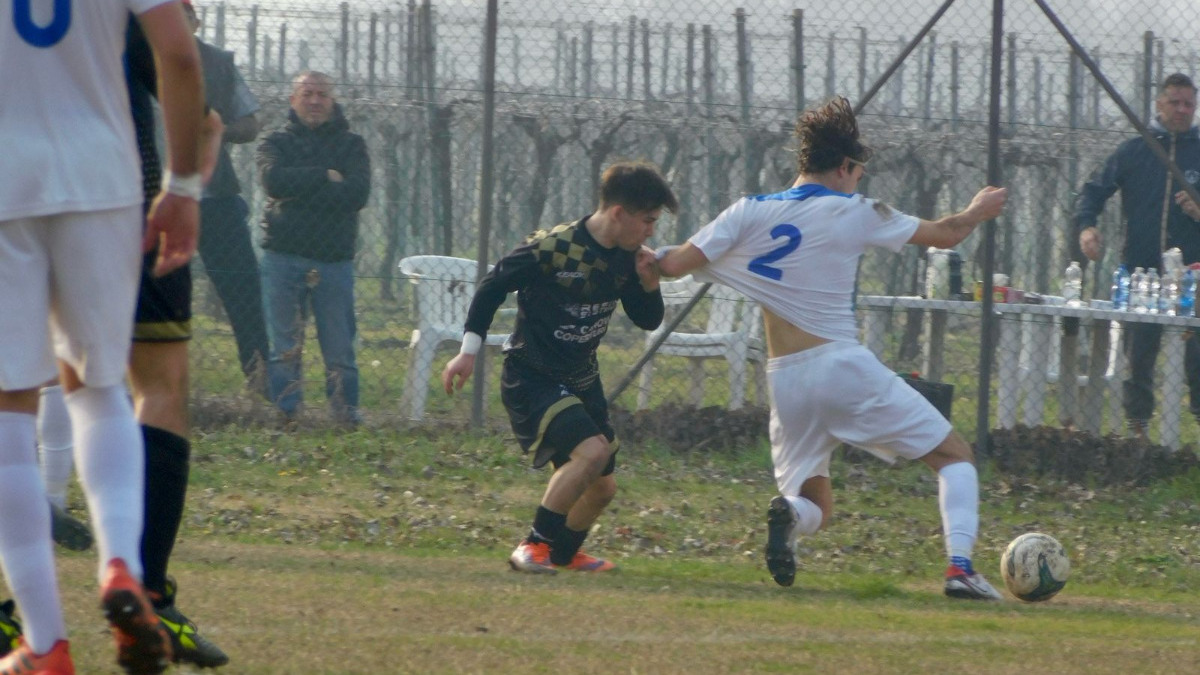 United Carpi E Terre Di Castelli Si Spartiscono La Posta In Palio