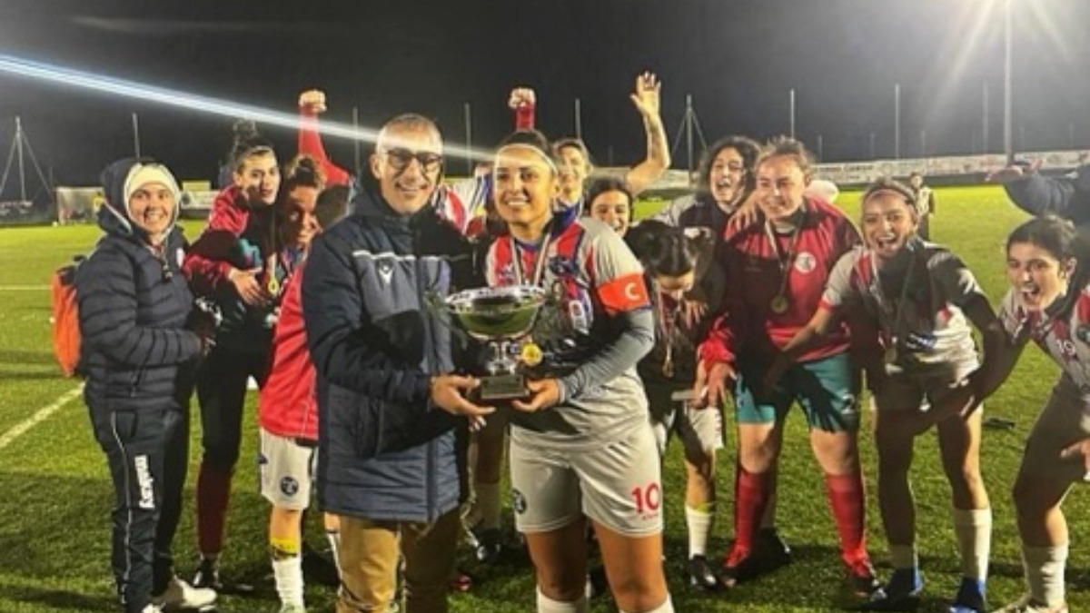 Coppa Italia Eccellenza femminile/L Athena alza il trofeo ,Real Sun ...