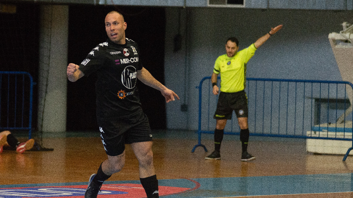 La Mernap Faenza sconfigge l'Aposa: ora è sola al comando della ...