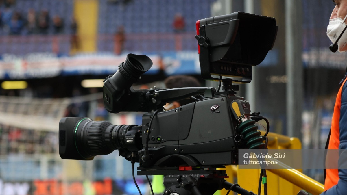 Aggressione all'arbitro e 4 anni di squalifica, ma la società non ci ...