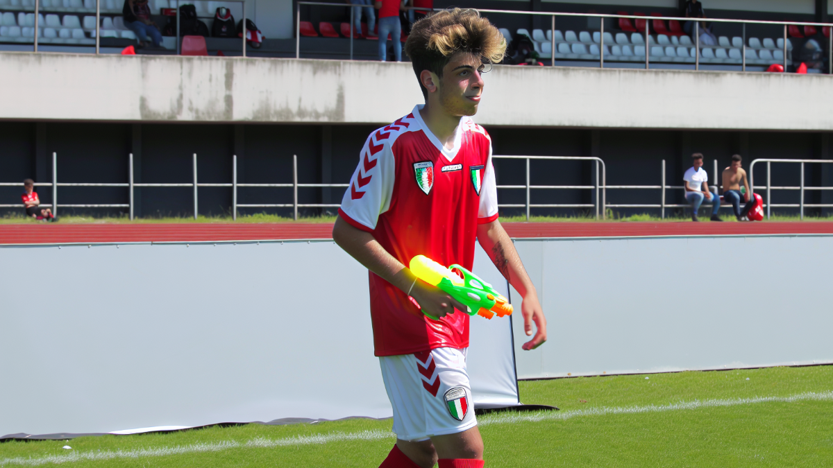 Calciatore 15enne estrae dal borsone una pistola durante una rissa ...