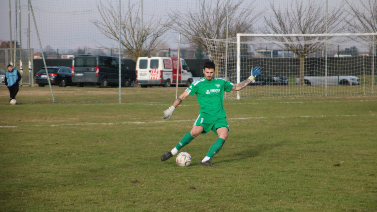 Il Pozzonovo blinda i pali: ufficiale il rinnovo in biancazzurro del portiere Bryan Costa - Veneto