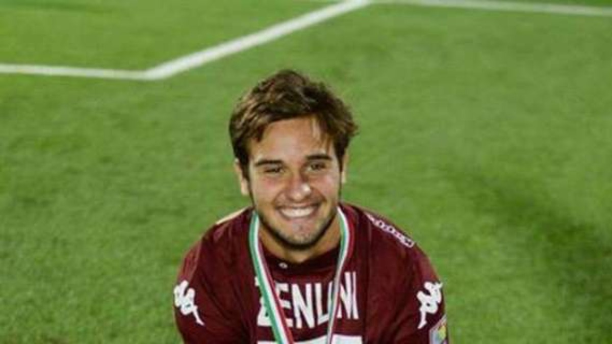 Reggina, non solo Laaribi: altro nome per il centrocampo - Calabria