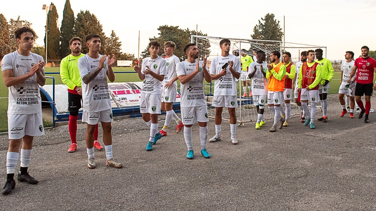 Eccellenza, Corato Calcio: fine della corsa. La squadra neroverde si ...