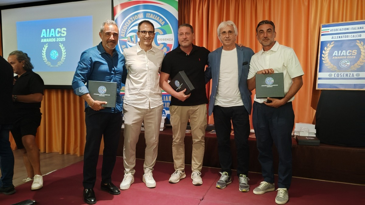 AIACs Awards 2025 - L'AIAC Cosenza premia i migliori allenatori della Stagione 2025 - Calabria