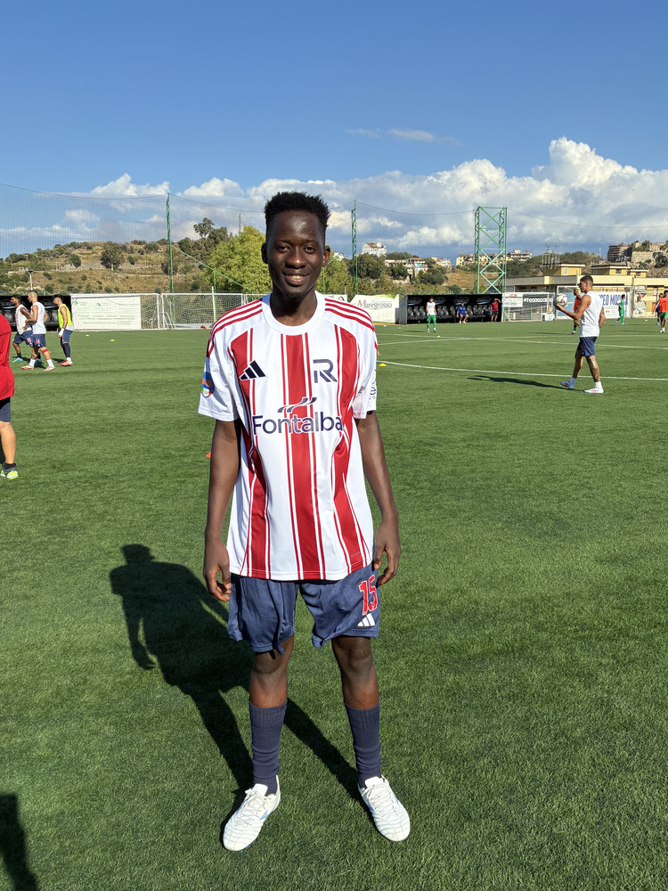 Foto Video Giocatore G10128511 - Club Sportivo Oliveri - Prima ...